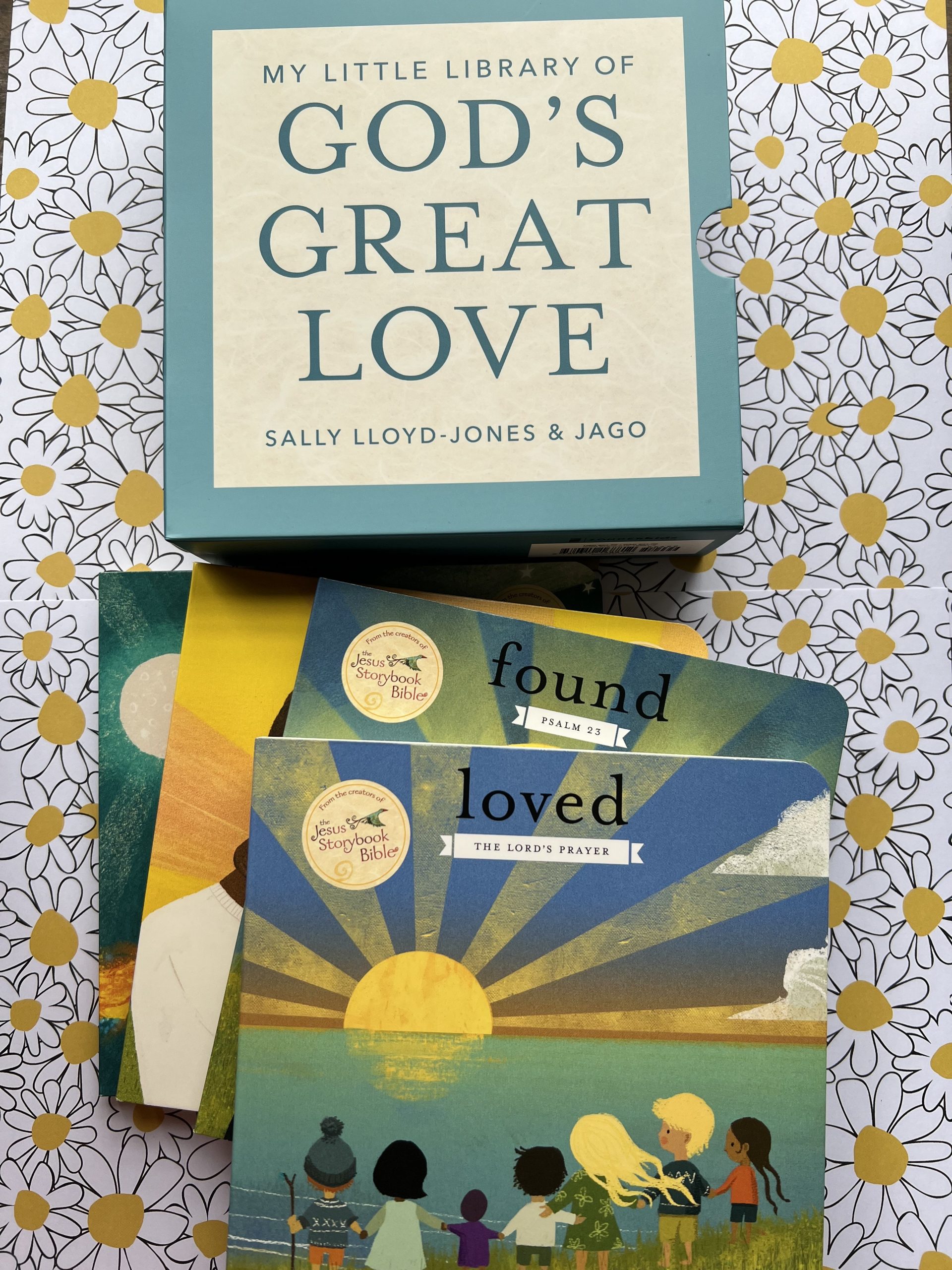 The Jesus Storybook Bible & My Little Library of God’s Great Love Book ...